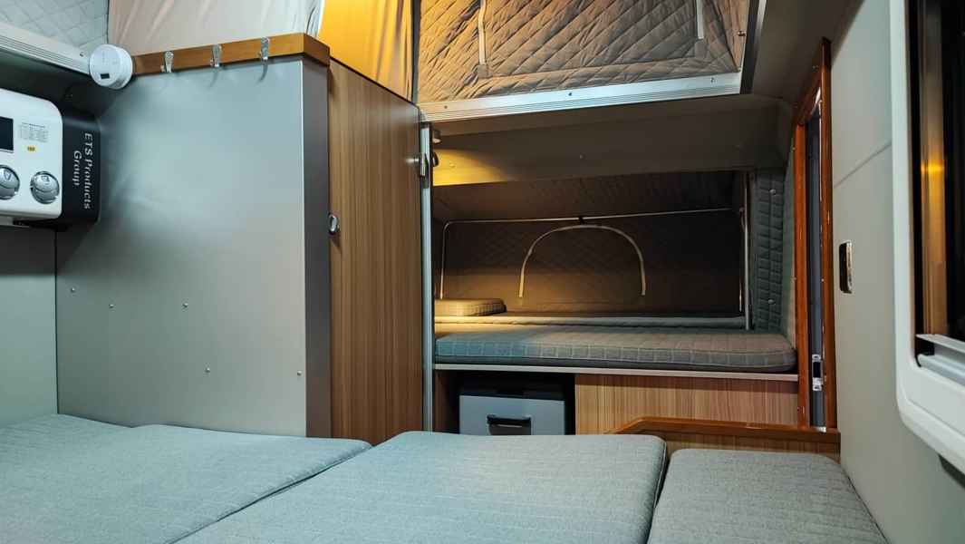 Off Road Camper Trailer RV505 / Caravan / Camper Trailer / Camping Trailer